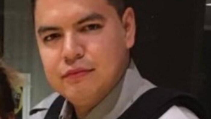 Don d’équipement de hockey de la LNH pour les jeunes innus de Pakua ...