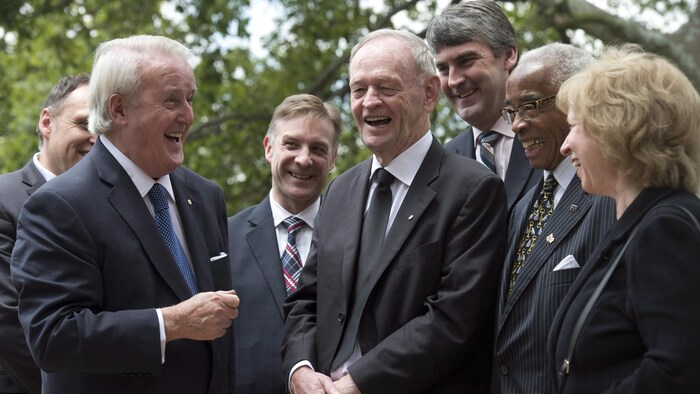 Donald Oliver, premier sénateur noir au Canada, s’éteint à l’âge de 86 ...