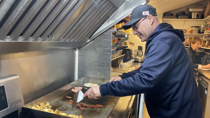 La saison est lancée : plus de 150 golfeurs sur la ligne de départ à ...