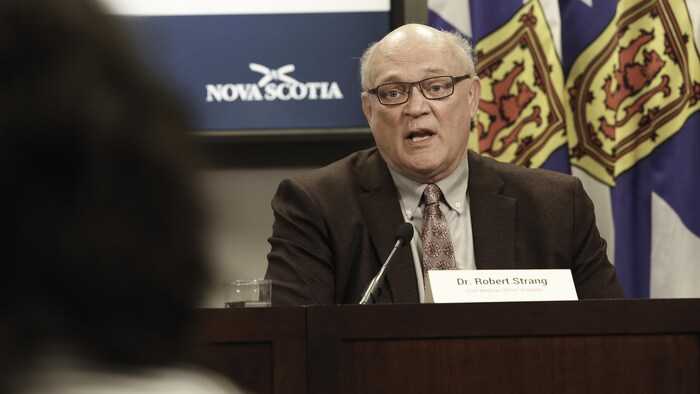 Confinement d'un mois à Halifax après la découverte de 38 nouveaux cas ...