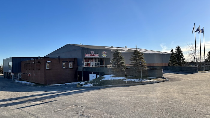 Le Club d’haltérophilie de Baie-Comeau voit rouge | Radio-Canada