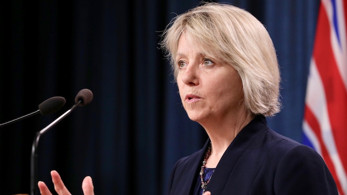 Bonnie Henry : eau, savon et distanciation sociale | Radio-Canada