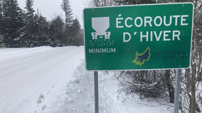 Un peigne pour réduire les abrasifs à Saint-Denis-de-Brompton | Radio ...