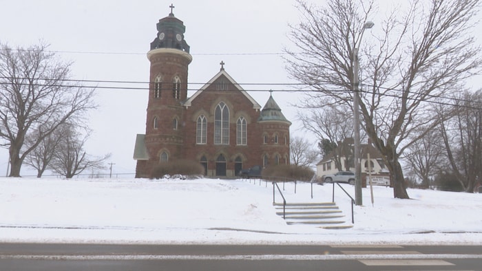 Symbole de la résistance acadienne, la « belle cloche » de Rollo Bay a ...