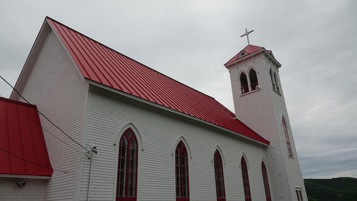Feu vert pour la conversion de l’église de Matapédia | Radio-Canada
