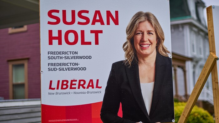 Le Nouveau-Brunswick encore bien loin de la parité hommes-femmes entre les candidats | Radio-Canada