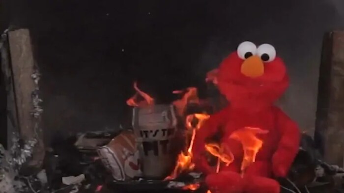 Regarder des déchets brûler comme nouvelle tradition du temps des Fêtes ...