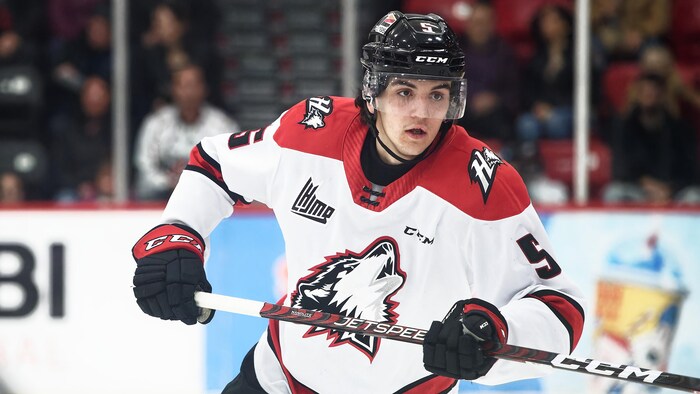 Le Rouynorandien Emeric Gaudet passe des Huskies aux Olympiques | Radio ...