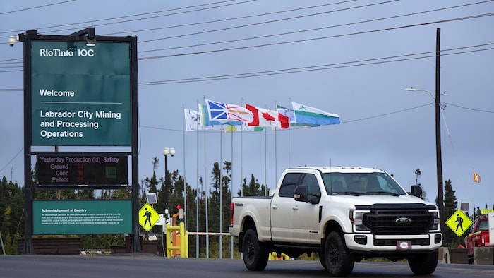 Licenciements chez Rio Tinto IOC à la mine de Carol Lake | Radio-Canada