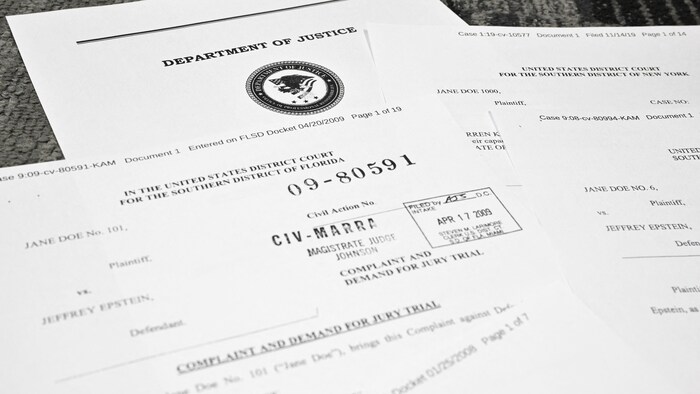 Epstein : la Justice américaine examine « plus d’un million de ...