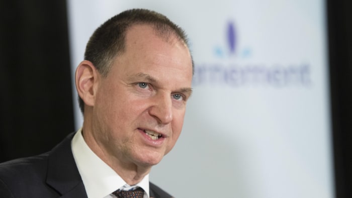 Des centaines de millions de dollars à couper dans le réseau de la ...