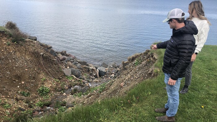 Un ponceau s’affaisse sur le terrain d'un couple de Charlo qui demande ...
