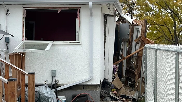 Explosion dans une maison à Winnipeg : une personne à l’hôpital | Radio ...