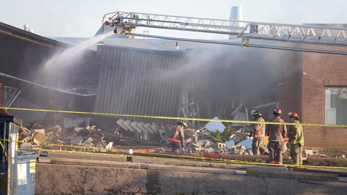 Explosion dans un petit centre commercial à Scarborough | Radio-Canada