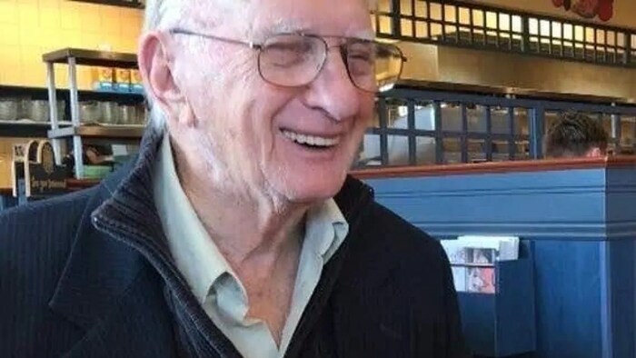 Foyer pour aînés : un homme retrouvé 6 heures après sa mort | Radio-Canada