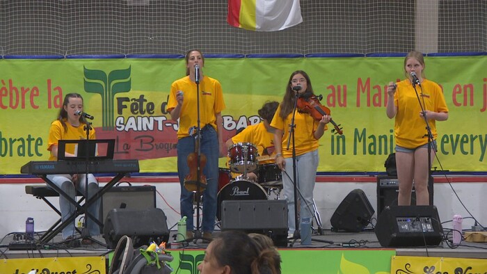 La tradition de la Saint-Jean-Baptiste a été respectée à La Broquerie ...