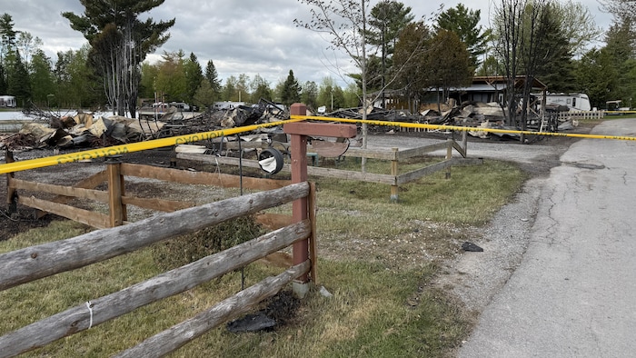 Difficile de trouver l’origine de l’incendie au camping à Clarence ...