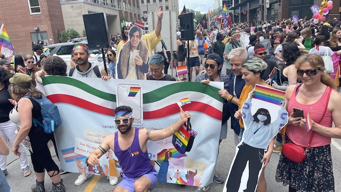 Fierté : la communauté queer iranienne de Toronto mobilisée en ...