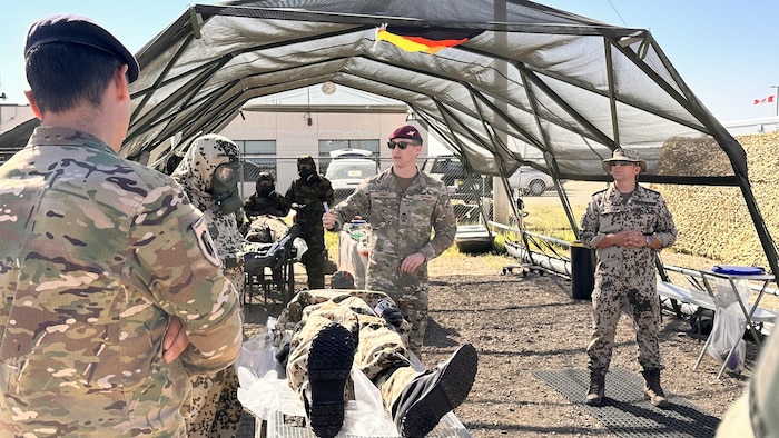 Un avenir incertain pour la plus grande base militaire du pays | Radio ...