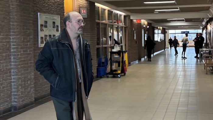 Le chef d’orchestre François Bernier plaide coupable de crimes sexuels ...