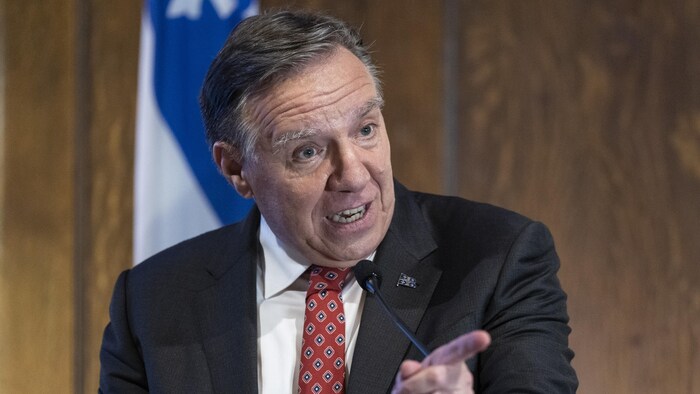 Dans la foulée de la fusillade dans le Maine, François Legault se dit ...