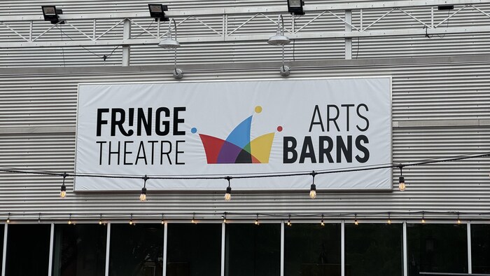 Le festival Fringe d’Edmonton de retour en 2025, malgré des difficultés ...