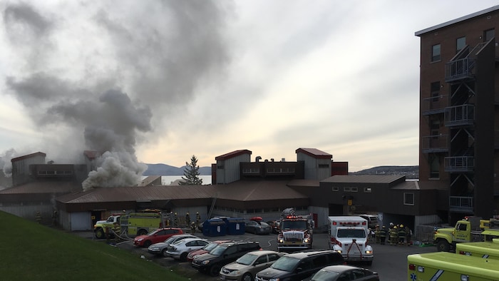 Incendie circonscrit au Cégep de la Gaspésie et des Îles | Radio-Canada