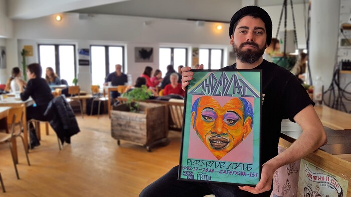 Grogne entourant l'affichage d'une publicité à l'UQTR | Radio-Canada