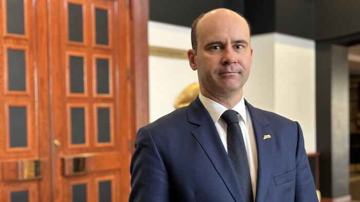 Suspension de l’ex-greffière de Saguenay : seule la mairesse en ...