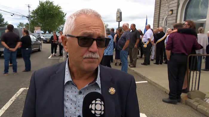 Dernier adieu au célèbre jockey Ron Turcotte | Radio-Canada