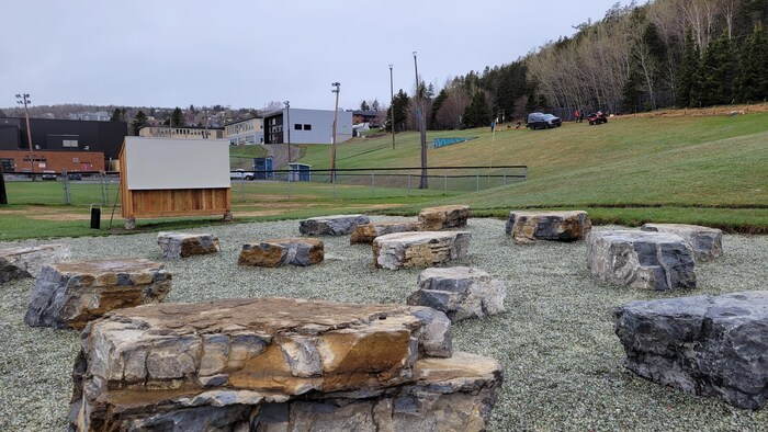 Des classes extérieures au Cégep de la Gaspésie et des Îles pour ...