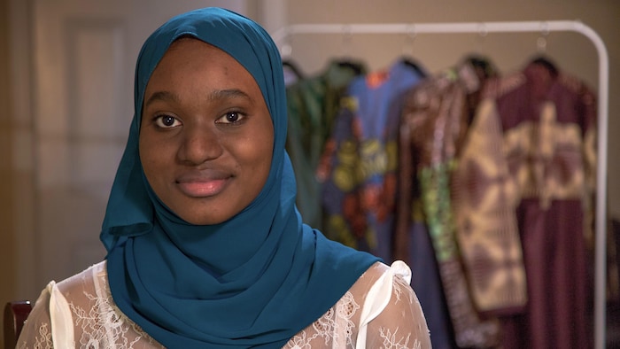 Gaye Abdoul Sy séduite par le design de mode | Radio-Canada