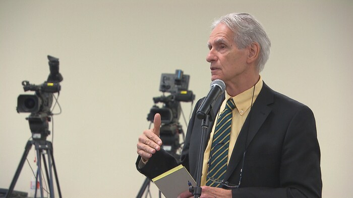 Gérard Bouchard à l'honneur à l'UQAC | Radio-Canada