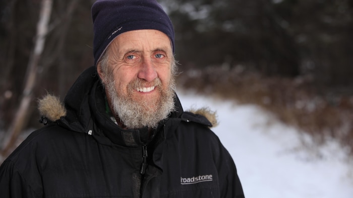 Gilles Boudreau, un guide animalier heureux à Timmins | Radio-Canada