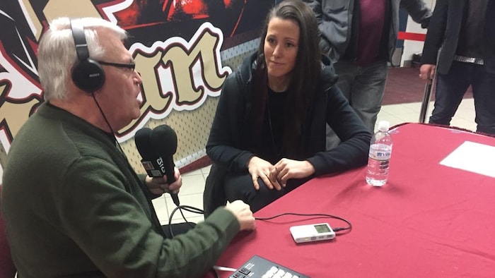 La « voix du Titan », celle du journaliste sportif Gilles Degrâce, s ...