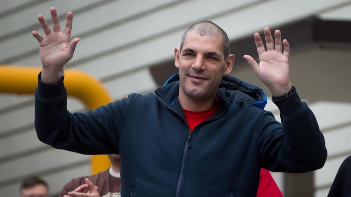 Le neveu de Gino Odjick forcé de jouer au hockey dans une catégorie ...