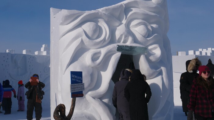 Spectacles, glissades, sculptures : le festival Snowking est de retour ...