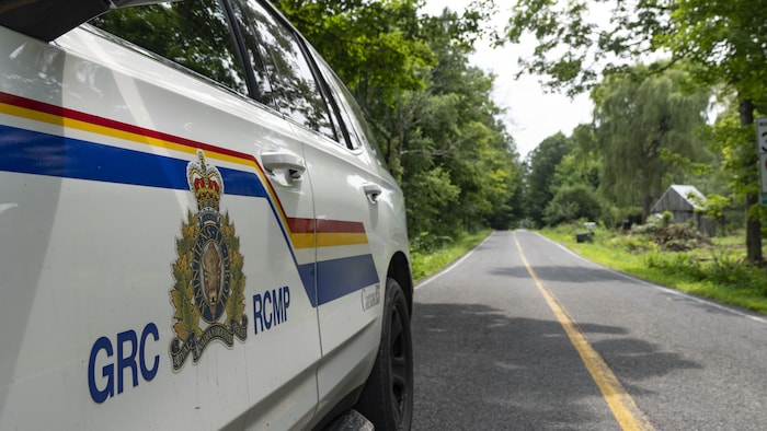 La GRC intercepte 16 personnes à Saint-Bernard-de-Lacolle | Radio-Canada