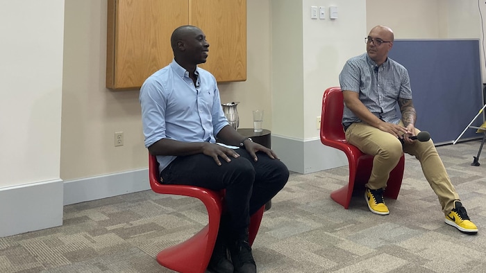 L’ex-joueur de soccer Hassoun Camara de passage à Moncton | Radio-Canada