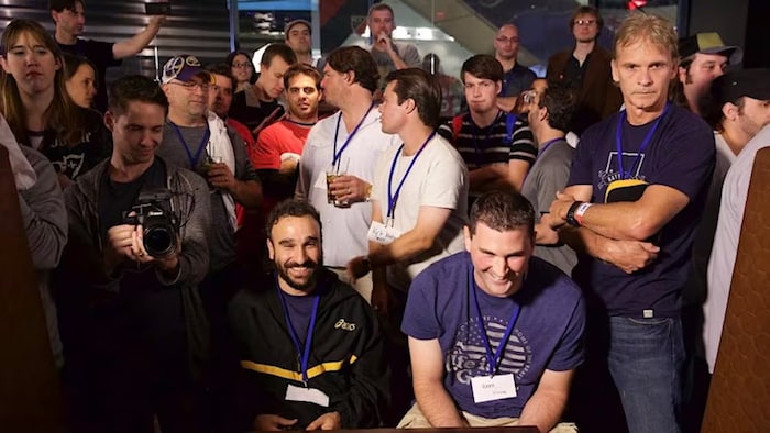 Le tournoi mondial de jeu vidéo NHL ’94 accueille des joueurs ...