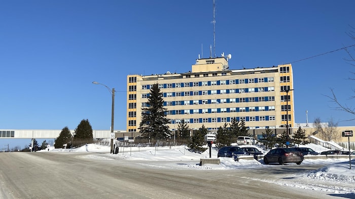 Une pétition presse Québec d’agrandir l’Hôpital d’Amos | Radio-Canada