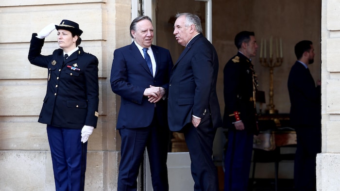 À Paris, Legault dit vouloir doubler, voire tripler, les échanges ...