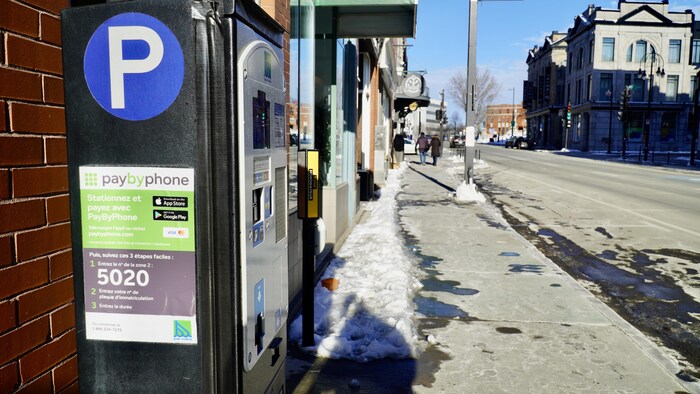 Stationnement gratuit à compter du 11 janvier à Trois-Rivières | Radio ...