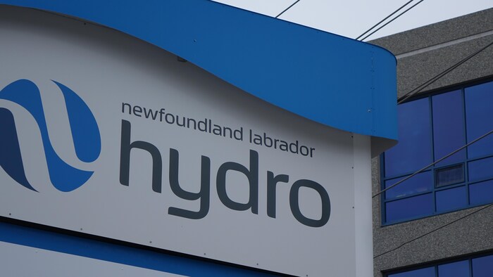 Hydro T.-N.-L. pourra réutiliser des poteaux traités avec un agent ...