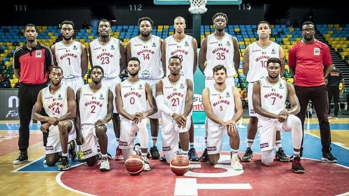 AfroBasket, coup d’État et retour au Canada : le voyage rocambolesque d ...