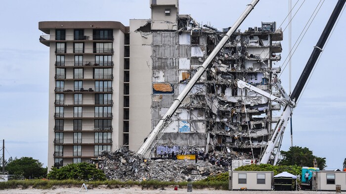 Effondrement en Floride : la condition de l'immeuble n'avait cessé de ...