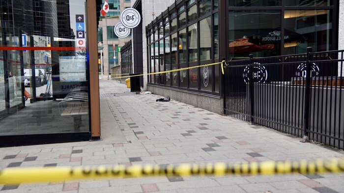 Une personne présumément agressée au centre-ville d’Ottawa succombe à ...