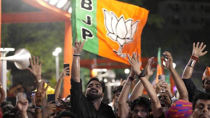 Le premier ministre indien Narendra Modi a prêté serment pour un troisième mandat | Radio-Canada