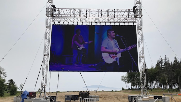 Place au 37e Festival Innu Nikamu | Radio-Canada