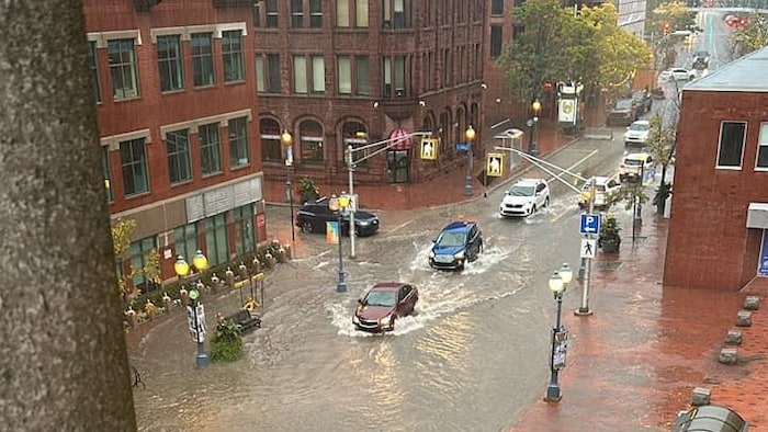 Des rues de Moncton inondées pour une deuxième fois en une semaine ...